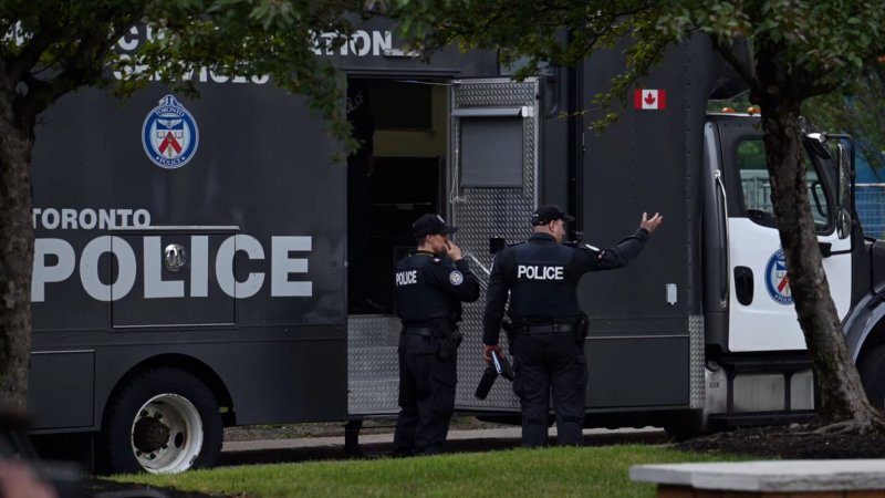 Toronto police officer killed during raid after US consulate incident ...